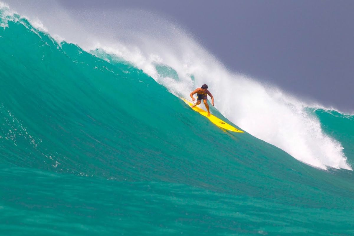 GOLDEN SURF