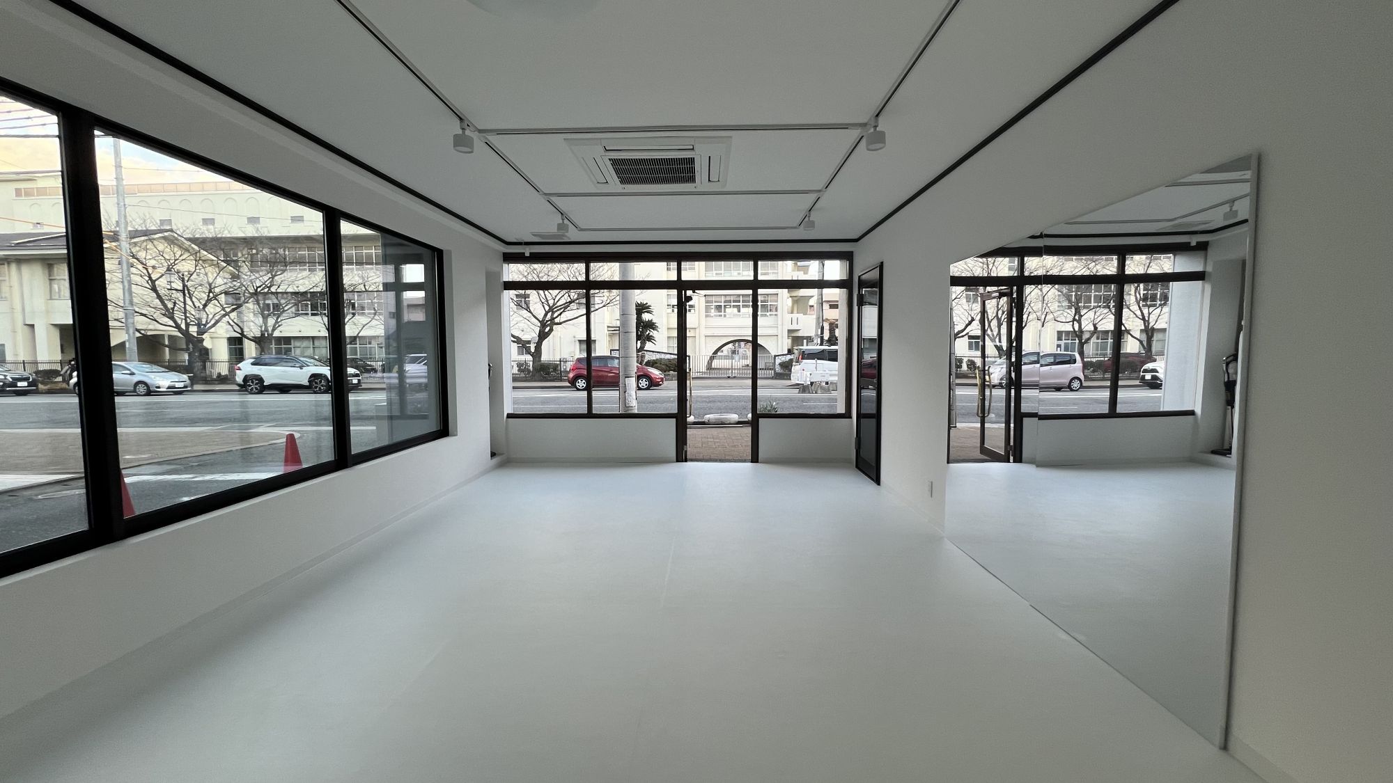 studio Little Cheers