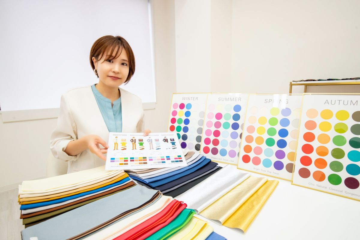 「yokohama-color」予約サイト